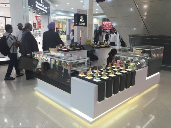 Retail Mall Kiosk Design - Beyman Agency